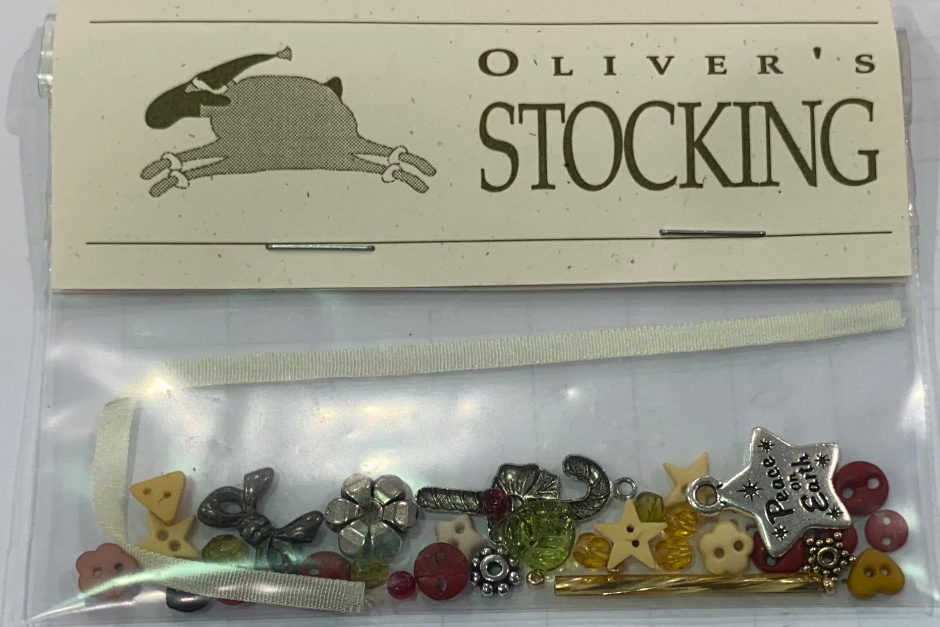 Oliver Charm Pack – Thread, Needlework & Patchwork